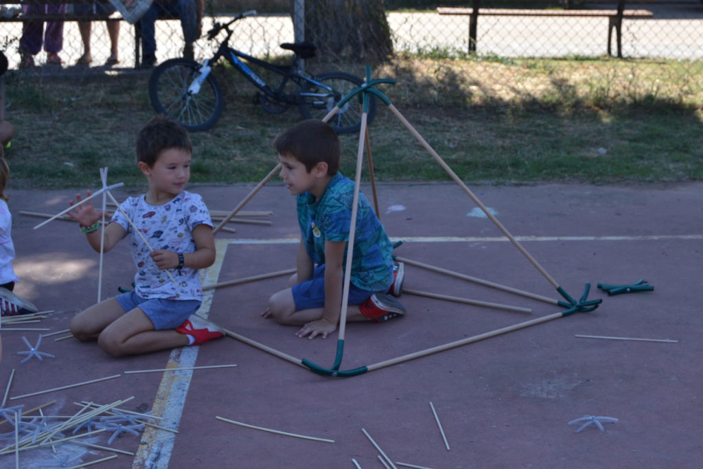 ESTRUCTURAS TRIANGULARESTORDUELES - AJO taller de arquitectura
